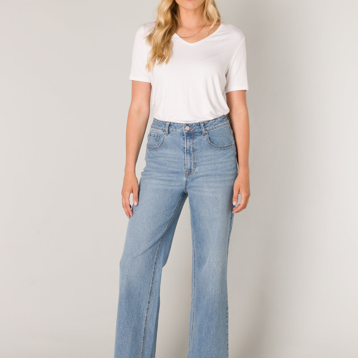 Amy | Light Blue – Base Level Fashion